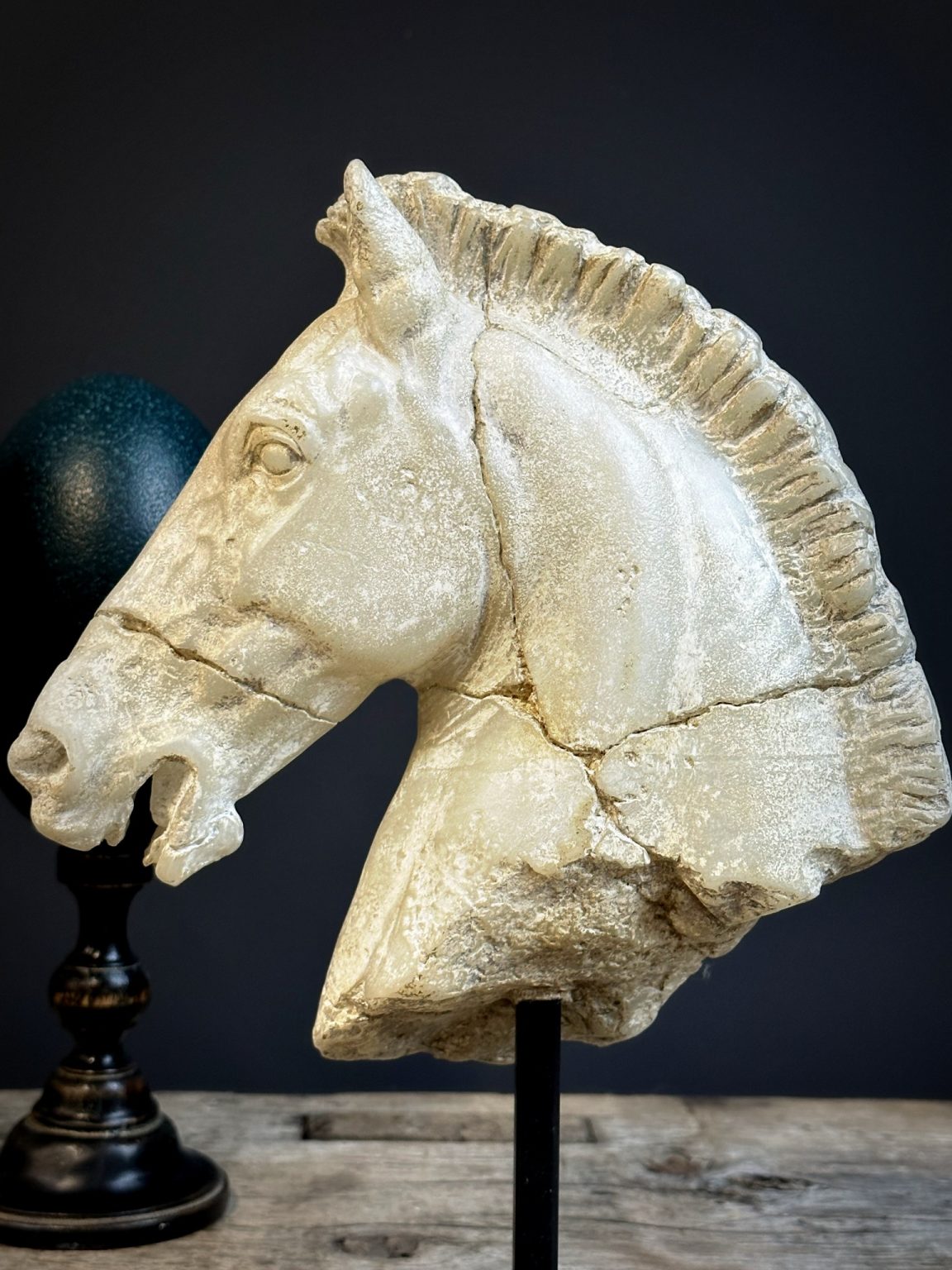 Replica marble horse head. - BEAST Interiors
