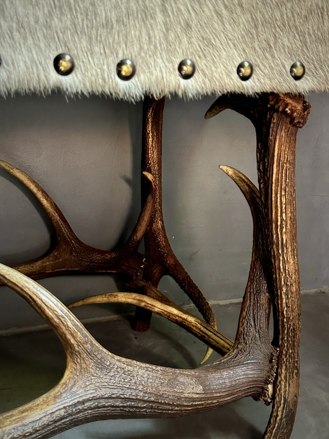 Antler bench - BEAST Interiors