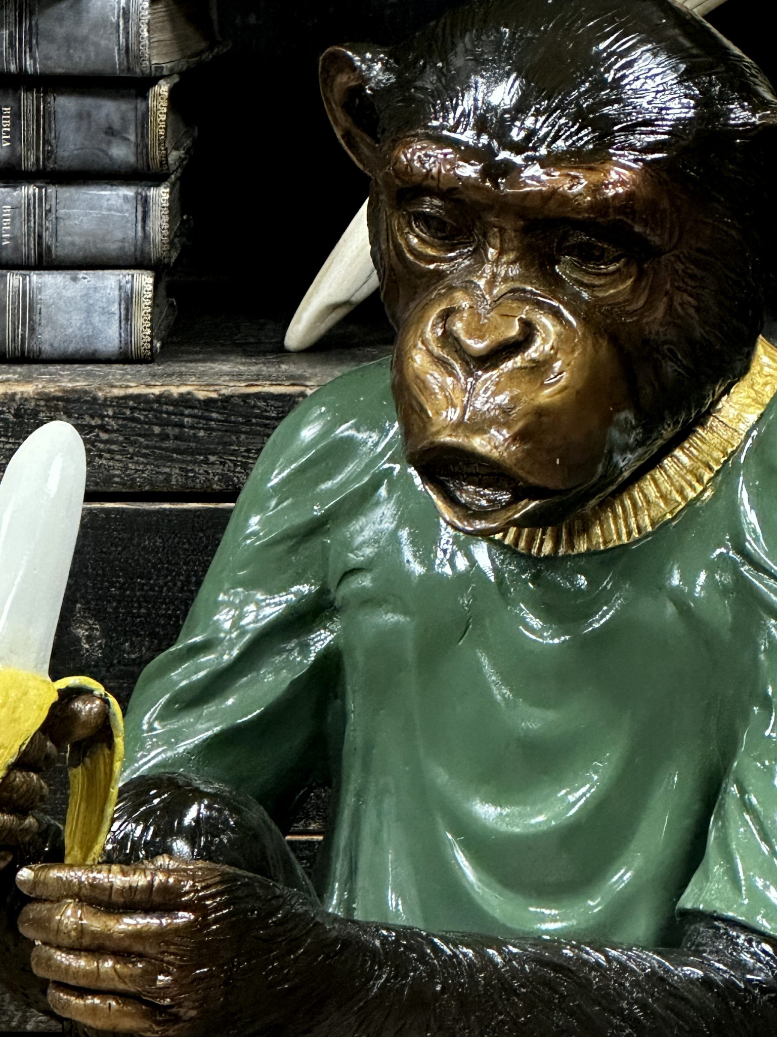 Bronze monkey - BEAST Interiors